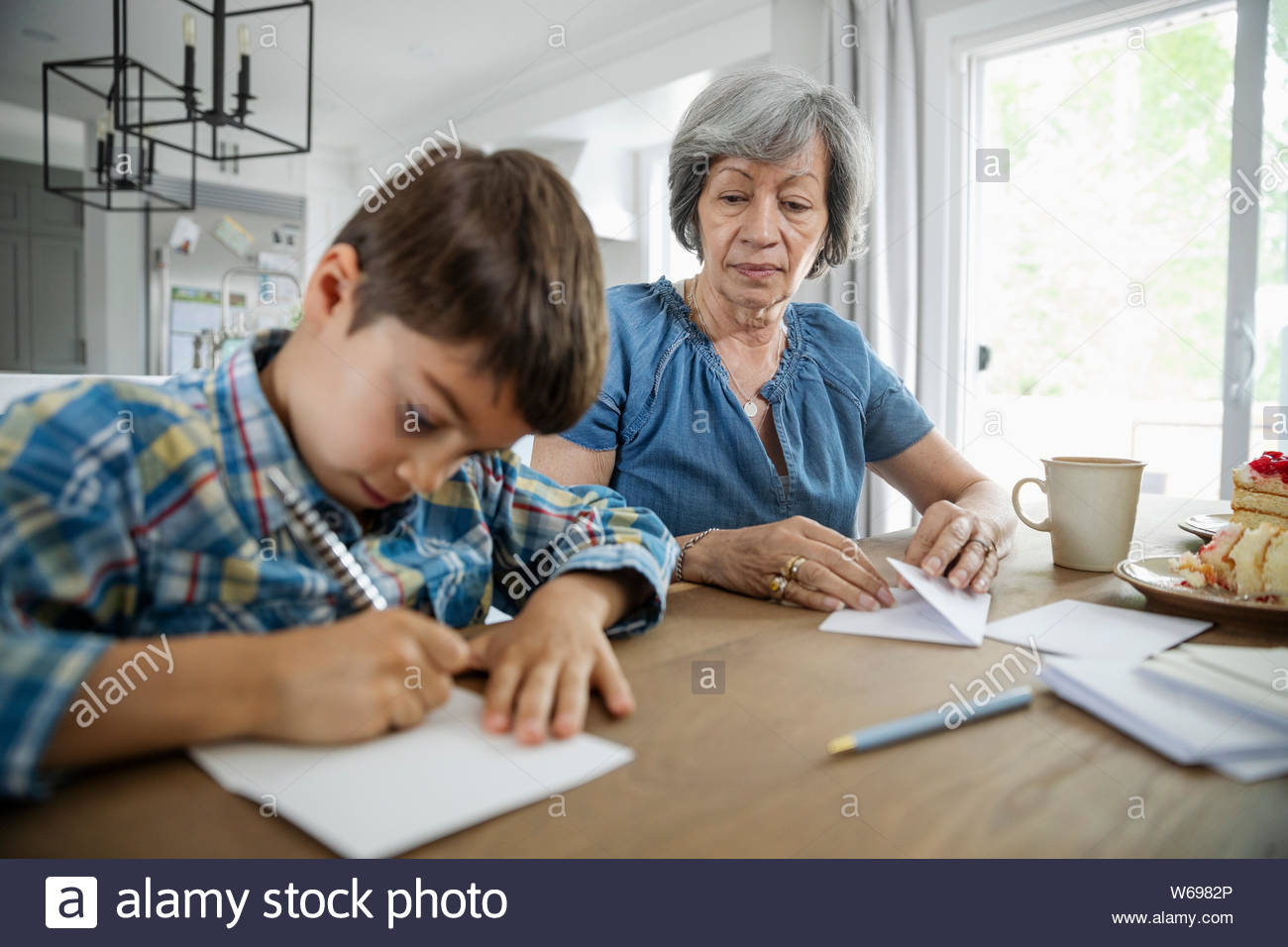 Simple writing table a hi-res stock photography and images - Alamy