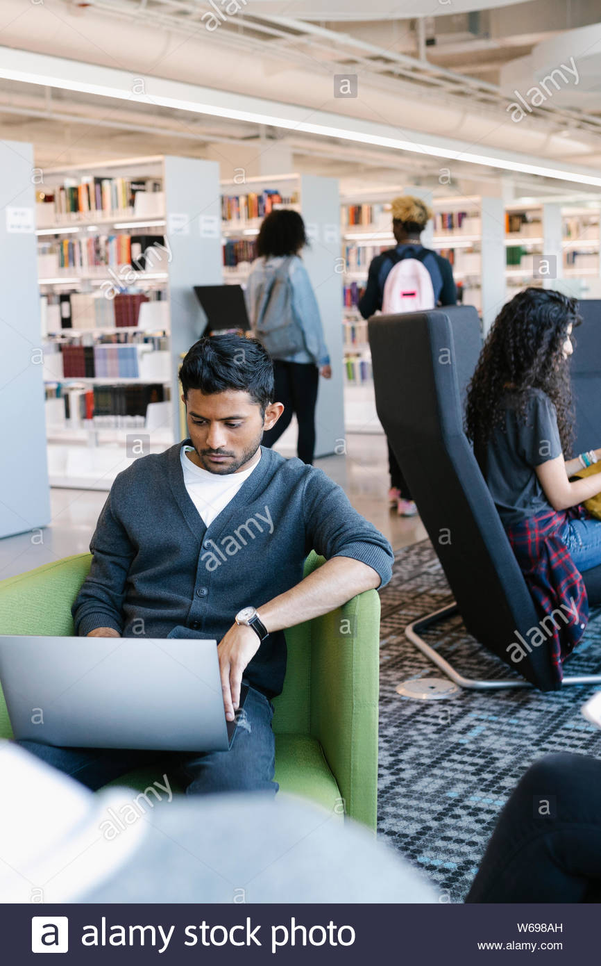 Indian student research hi-res stock photography and images - Alamy