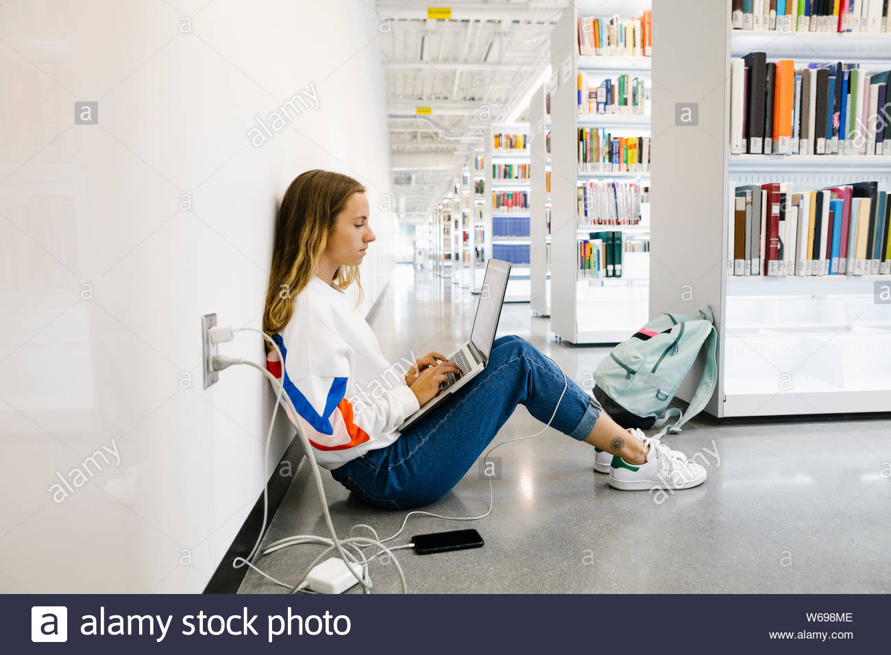 Solution floor hi-res stock photography and images - Alamy