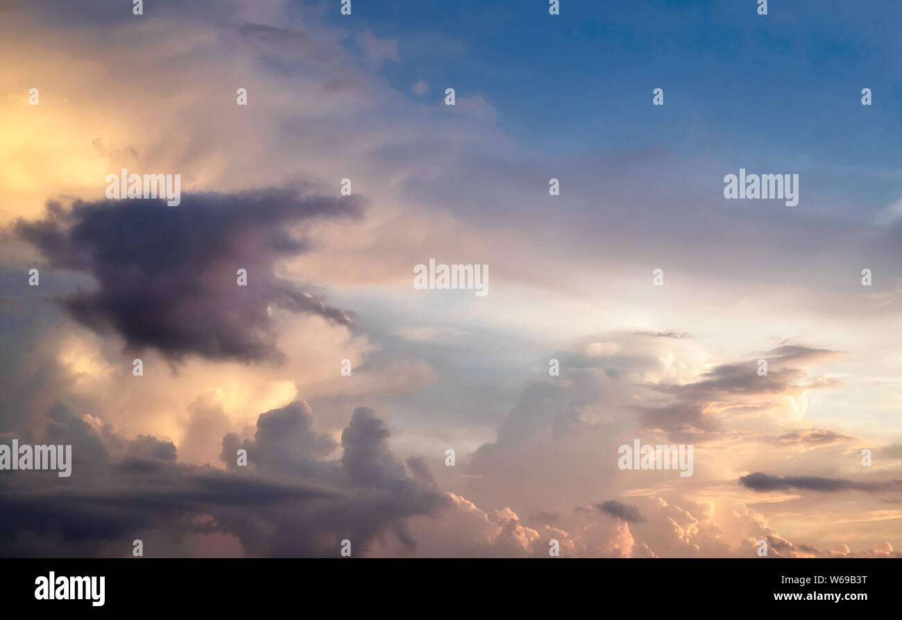 Cinematic lighting hi-res stock photography and images - Alamy