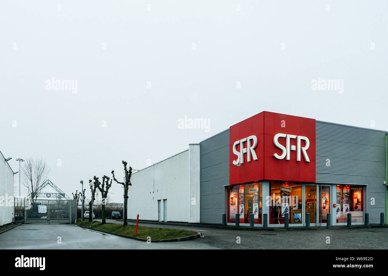 Adsl france hi-res stock photography and images - Alamy