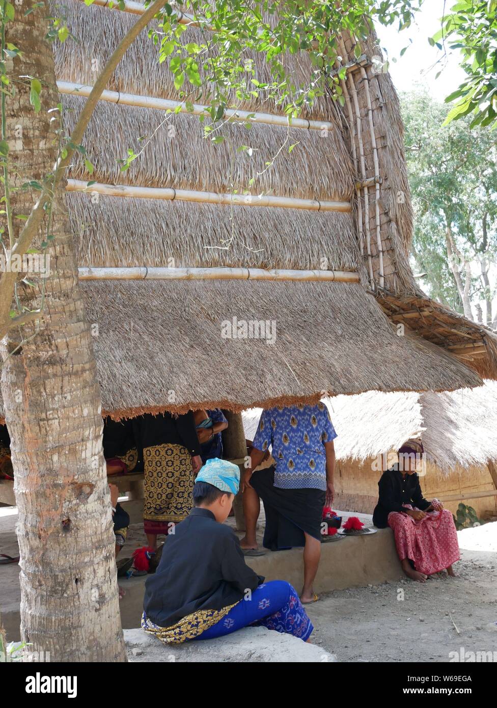 Sasak village sade lombok island hi-res stock photography and images ...