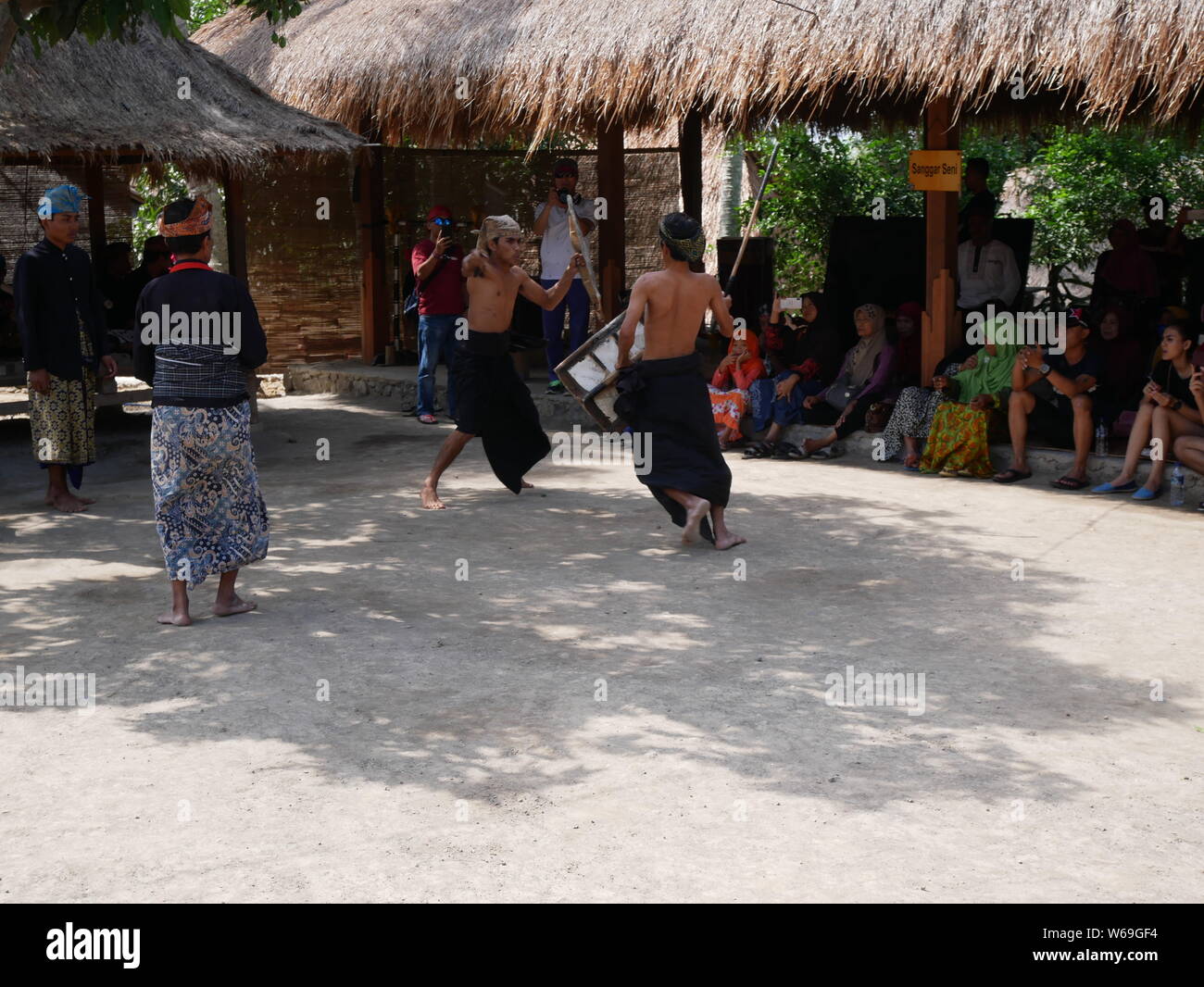 Peresean hi-res stock photography and images - Alamy