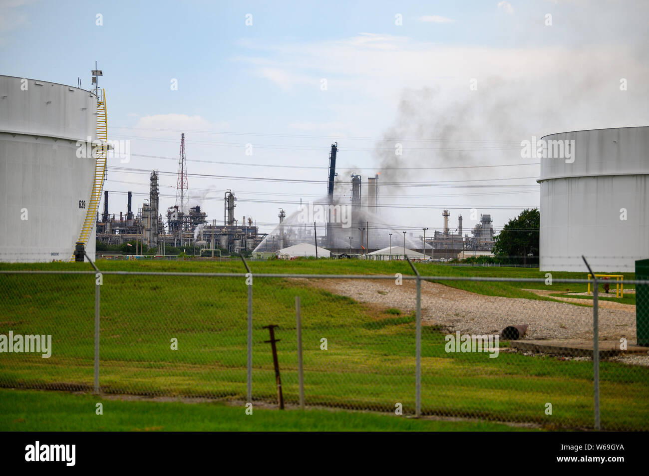 Baytown complex hi-res stock photography and images - Alamy