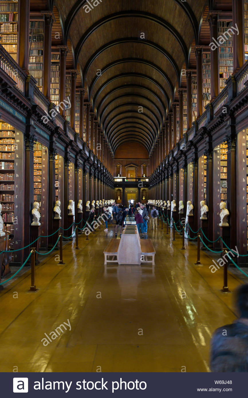 Classic Library High Resolution Stock Photography and Images - Alamy
