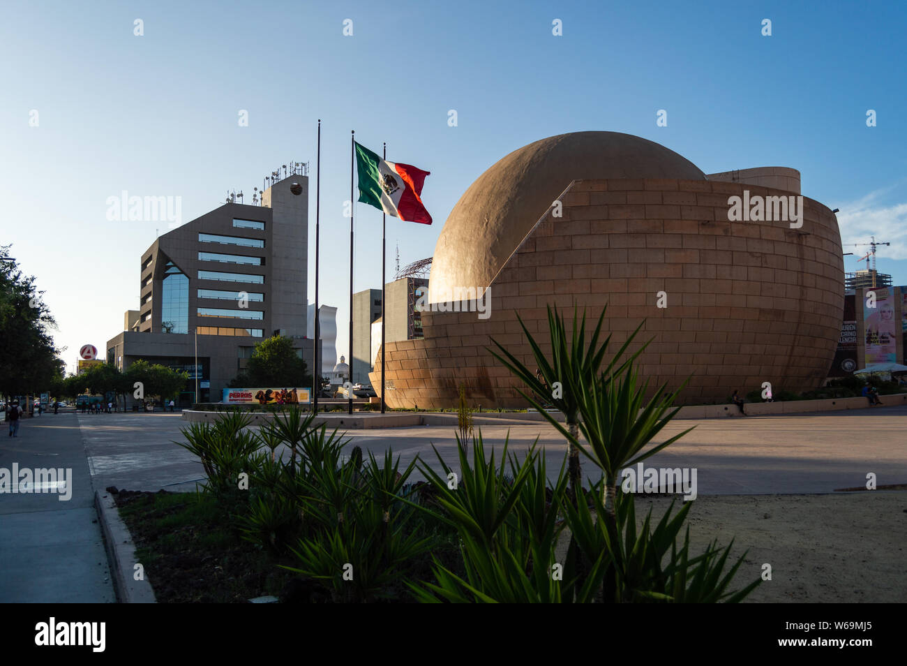Imax Dome Stock Photos & Imax Dome Stock Images - Alamy