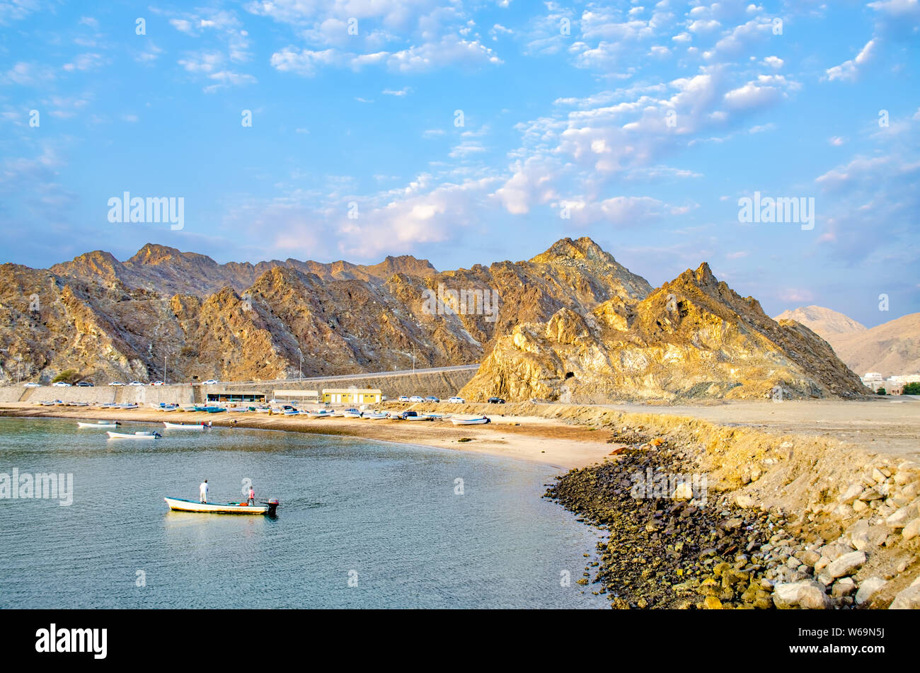 Omani mountain village hi-res stock photography and images - Alamy