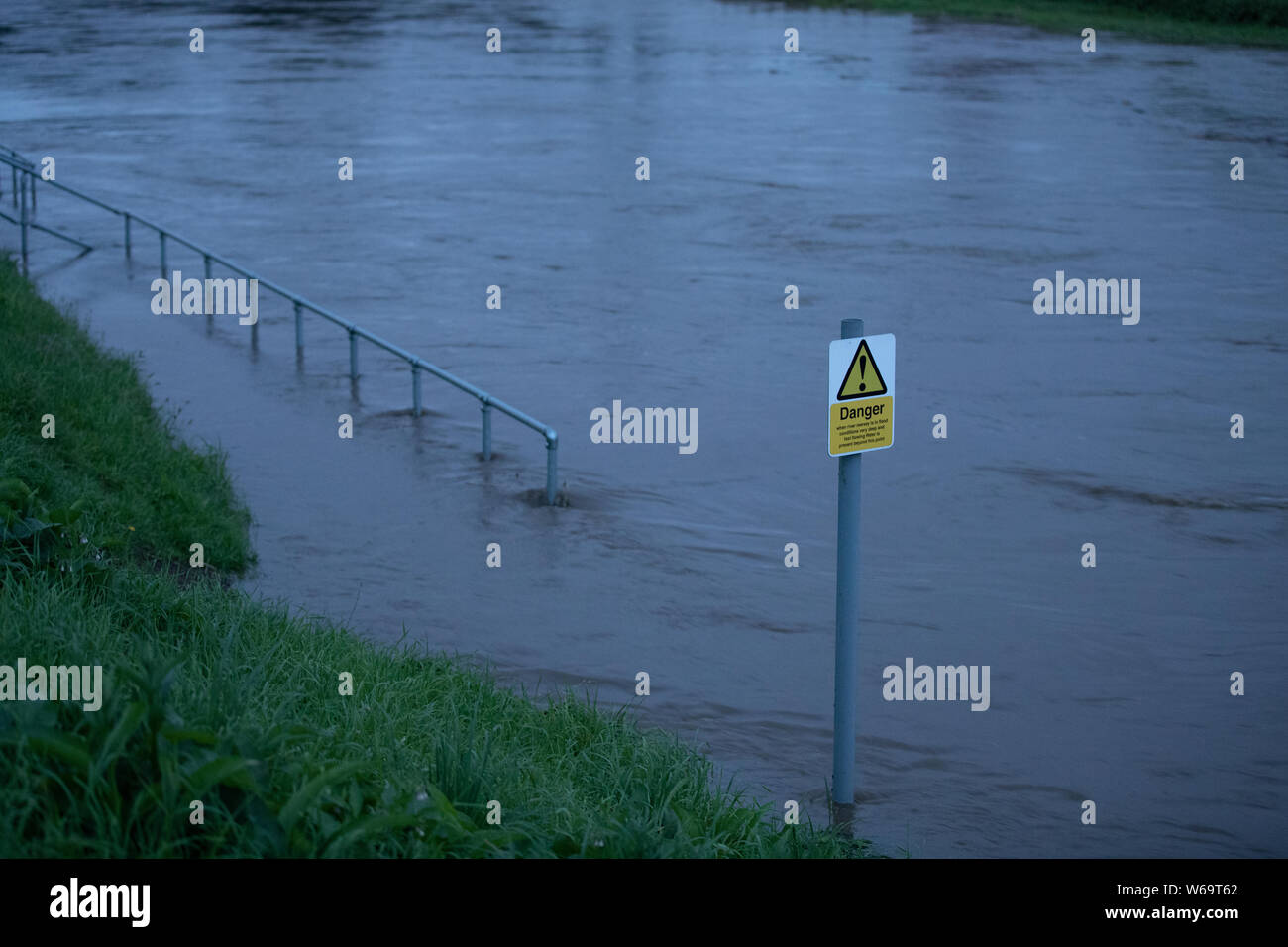 Manchester, UK, 31 Jul 2019. The River Mersey flows through Manchester ...