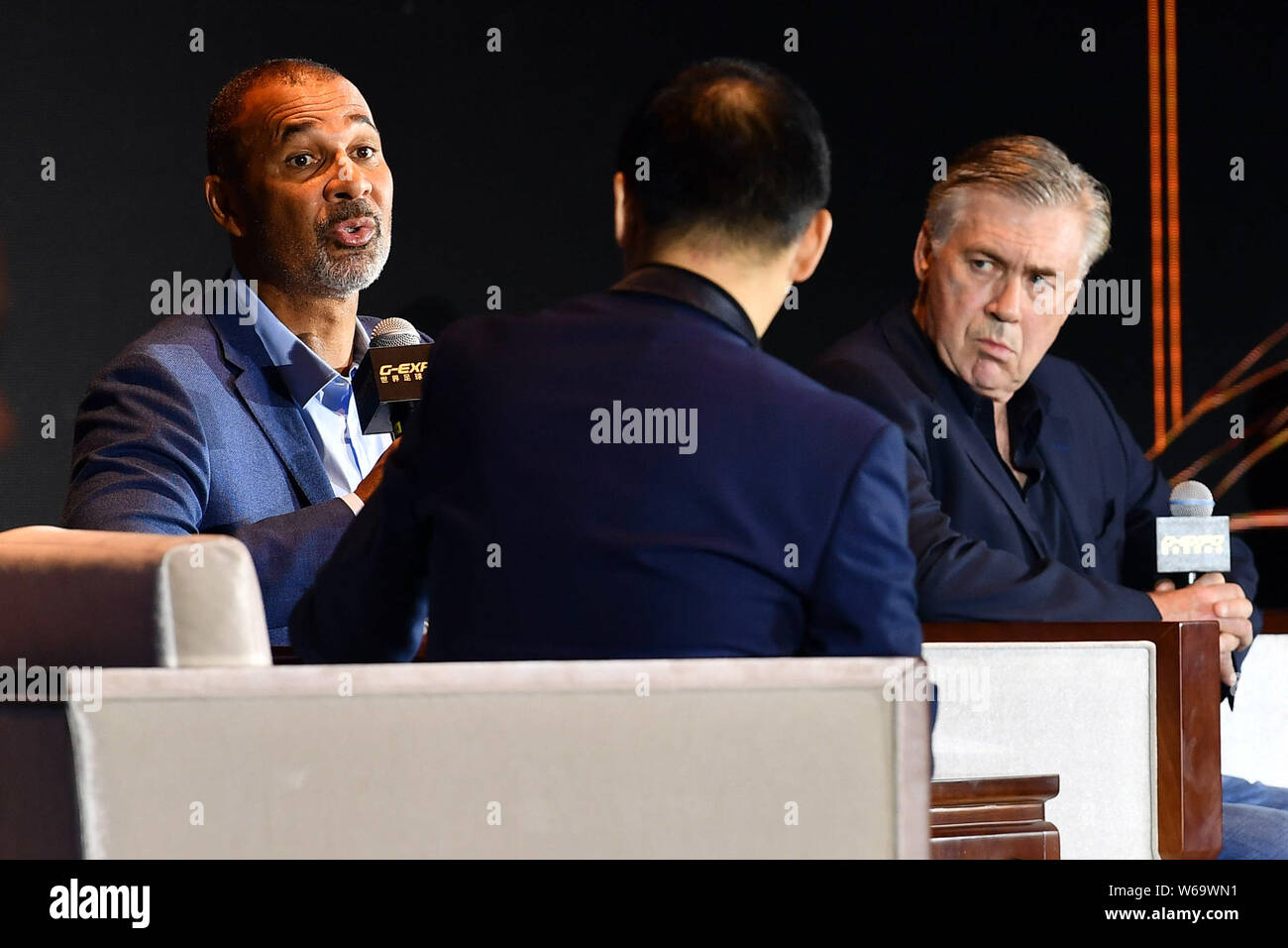 Dutch football manager and former football player Ruud Gullit, left ...