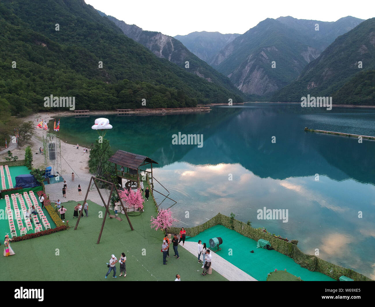Tianchi hi-res stock photography and images - Alamy