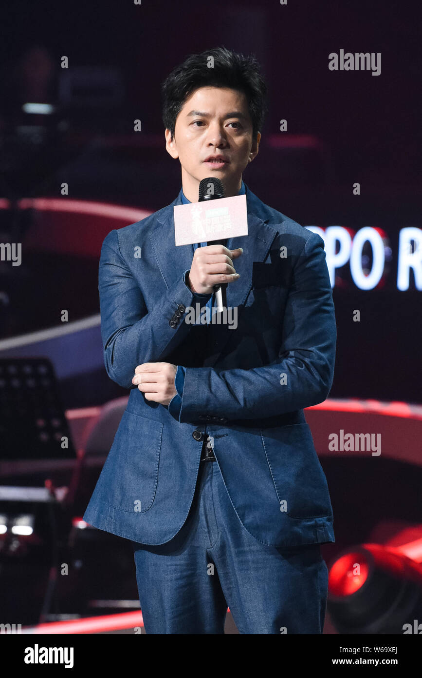 Chinese singer Li Jian attends a press conference for Season 3 of ...