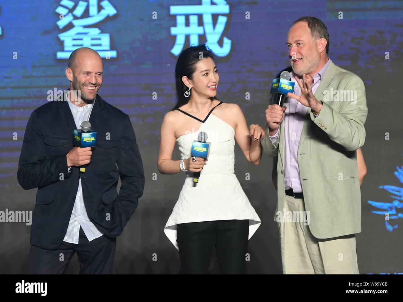 (From left) English actor Jason Statham, Chinese actress Li Bingbing ...