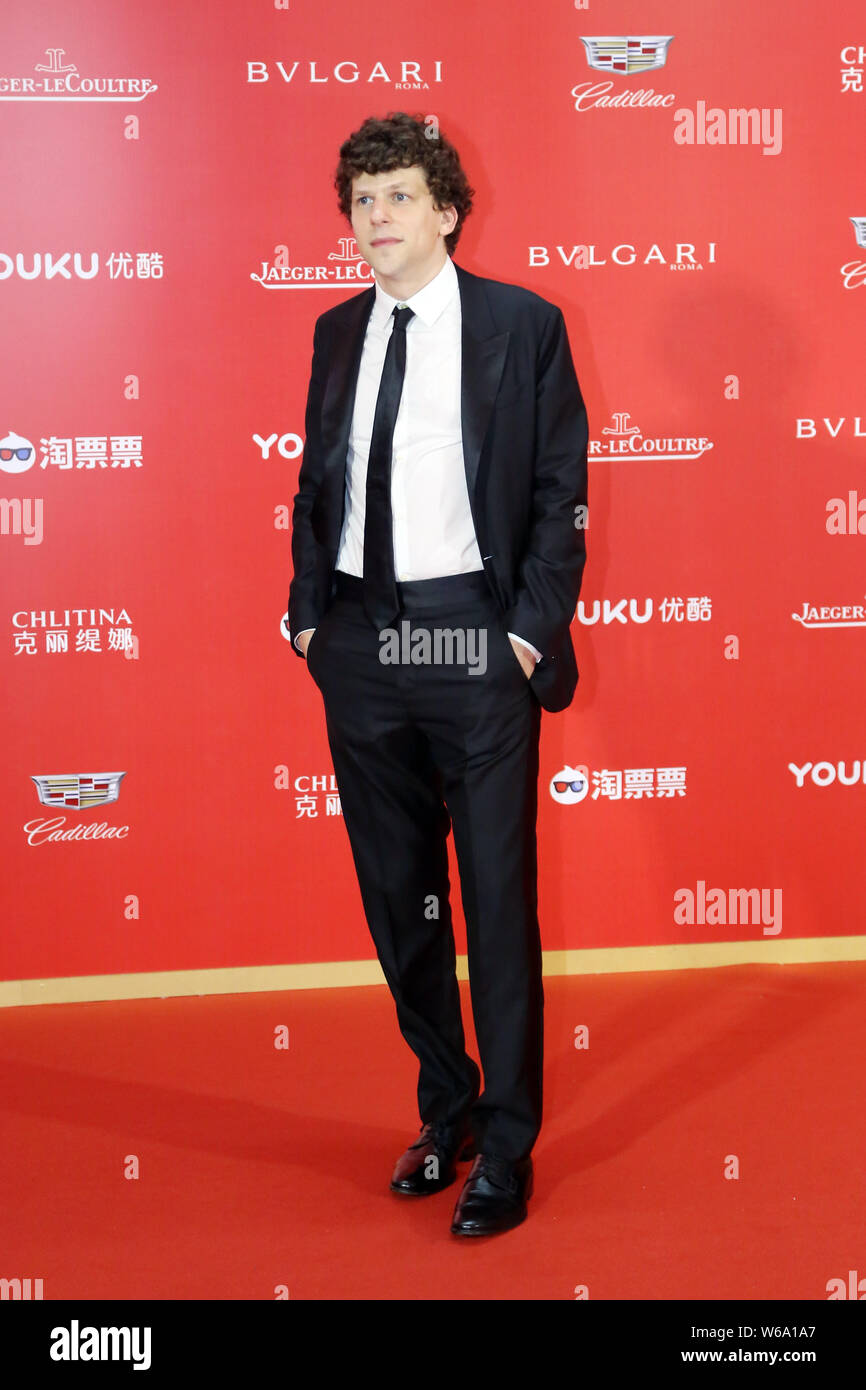 American actor Jesse Eisenberg arrives on the red carpet for the ...