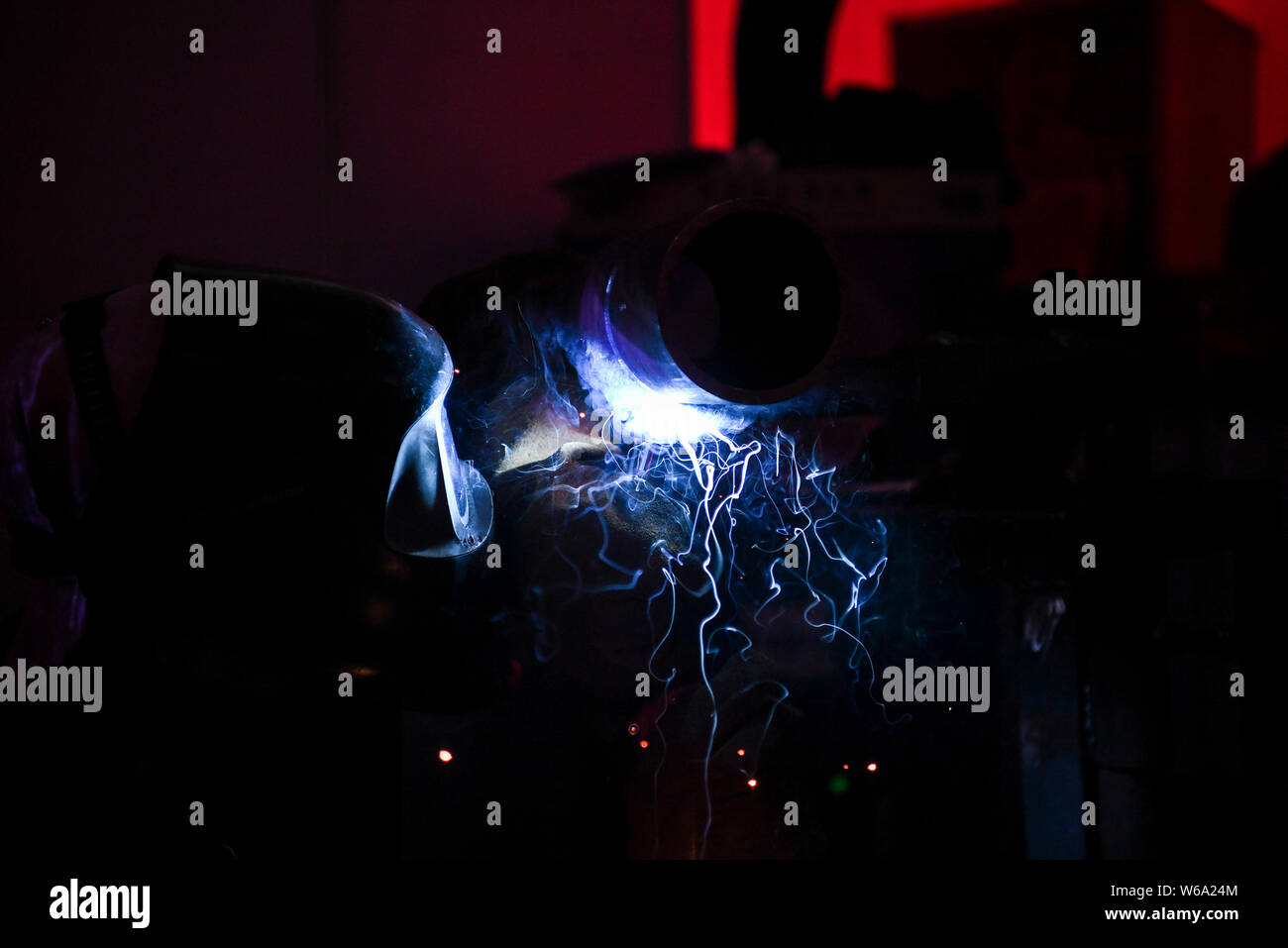 Welding competition hi-res stock photography and images - Alamy