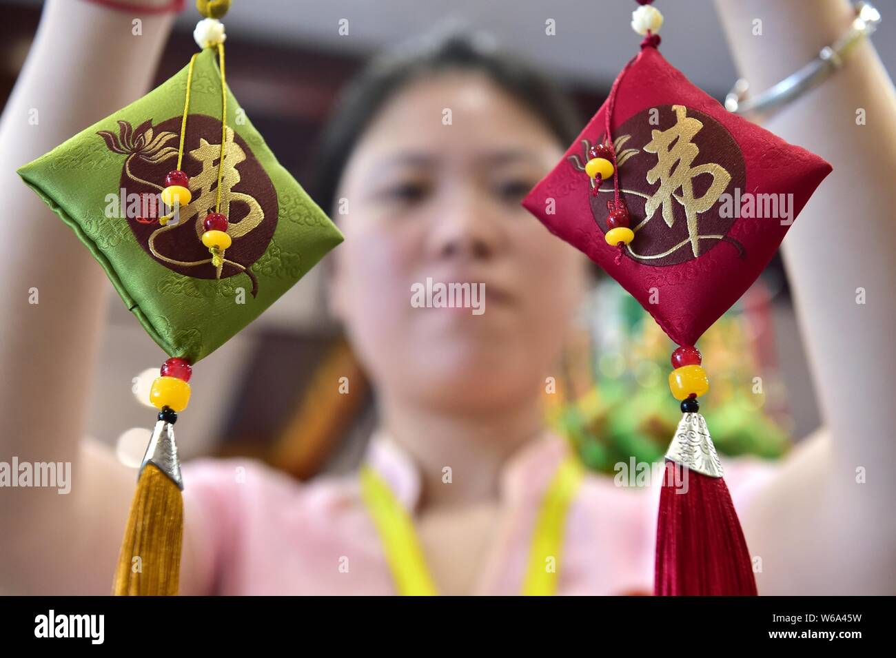 In a traditional chinese medicine shop hi-res stock photography and ...