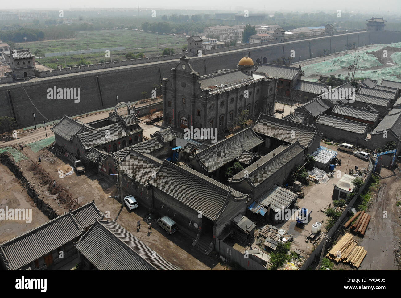 Jinyuan district hi-res stock photography and images - Alamy