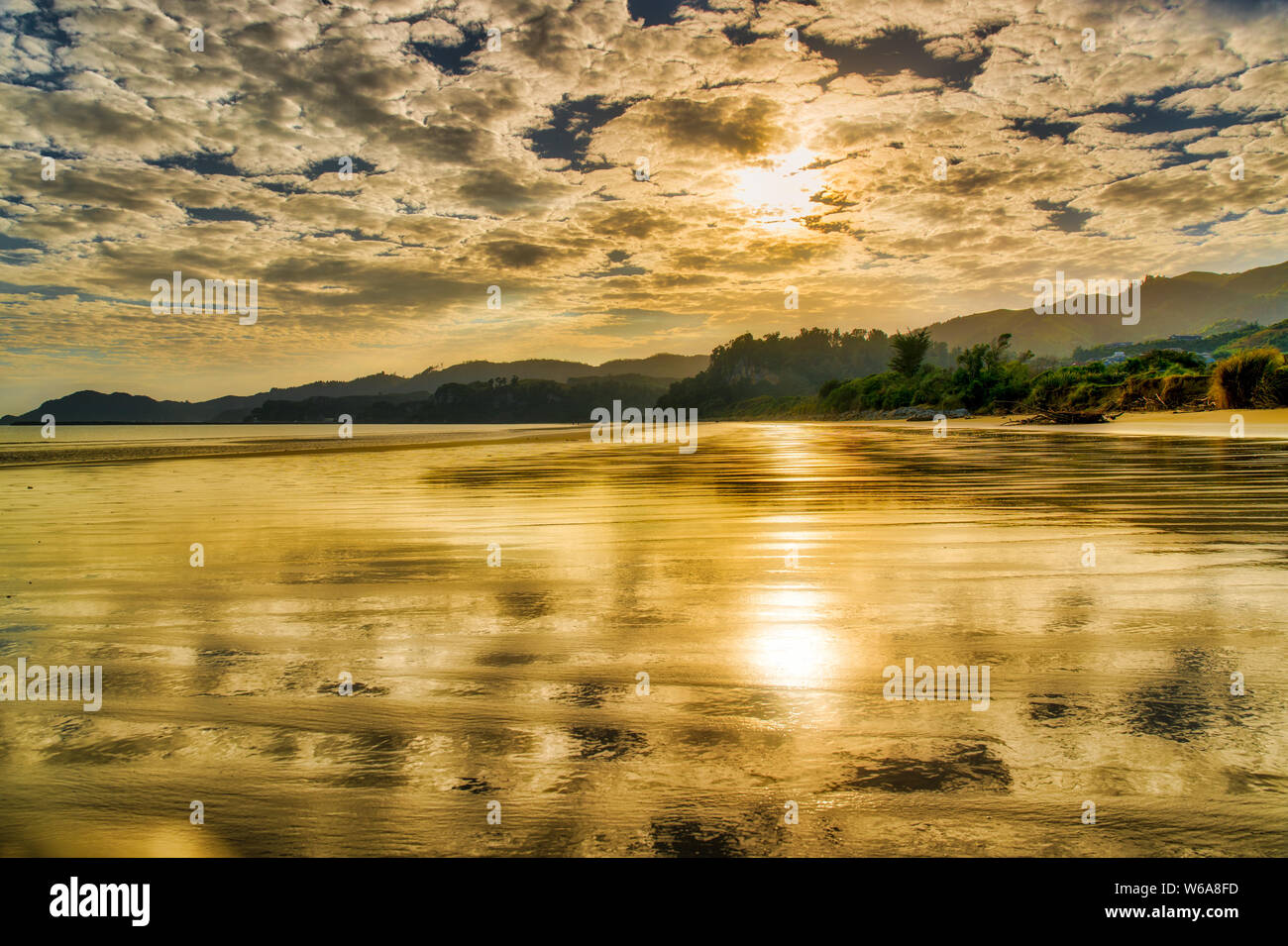 Pohara beach hi-res stock photography and images - Alamy