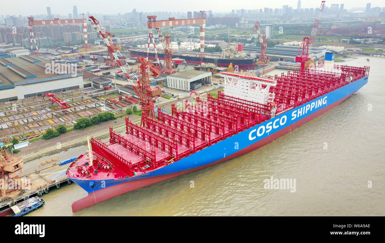 Cosco ltd hi-res stock photography and images - Alamy