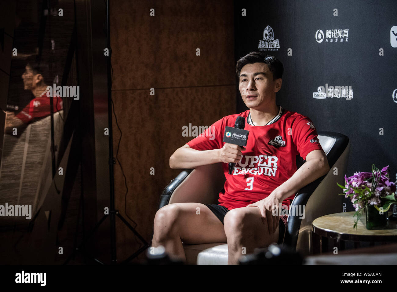 Weifeng li hi-res stock photography and images - Alamy