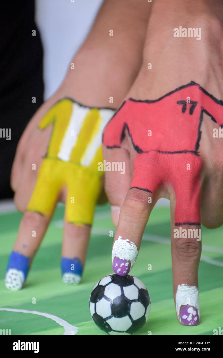 Finger football hi-res stock photography and images - Alamy