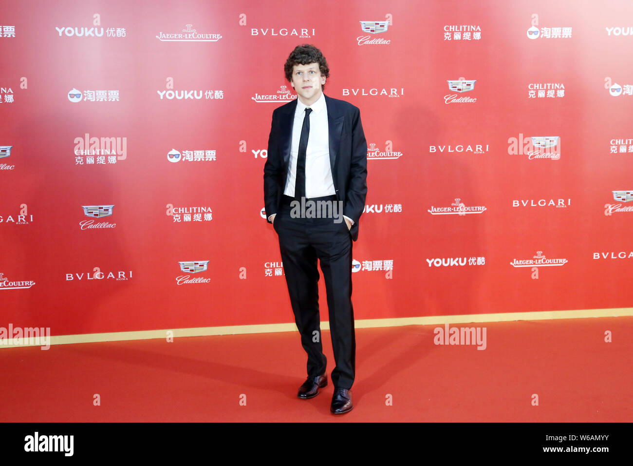 American actor Jesse Eisenberg arrives on the red carpet for the ...