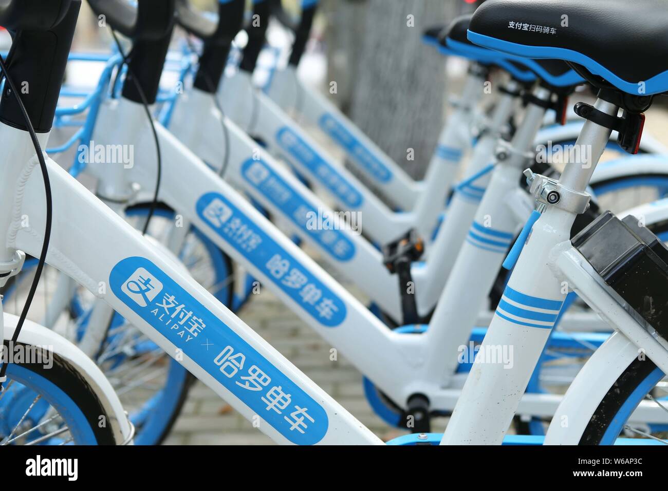 Low carbon tech hi-res stock photography and images - Alamy