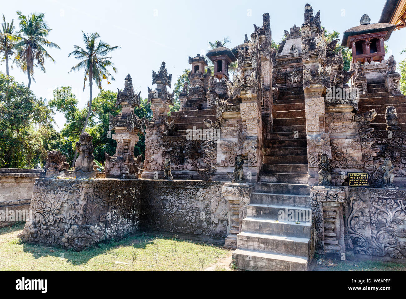 Pura Beji Sangsit - a northern Balinese Hindu temple. Sangsit village ...