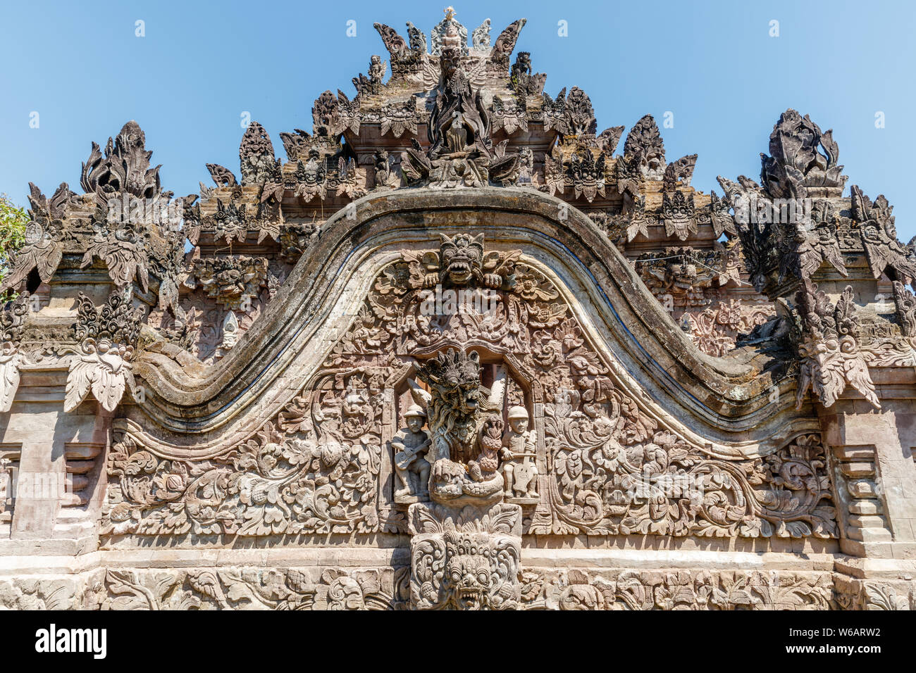Pura Beji Sangsit - a northern Balinese Hindu temple. Sangsit village ...