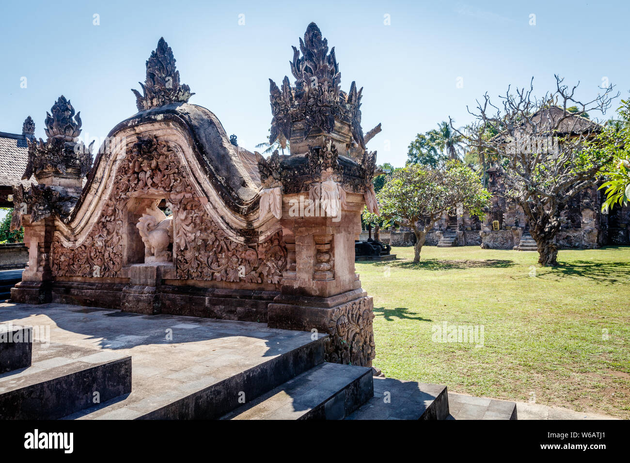 Pura Beji Sangsit - a northern Balinese Hindu temple. Sangsit village ...