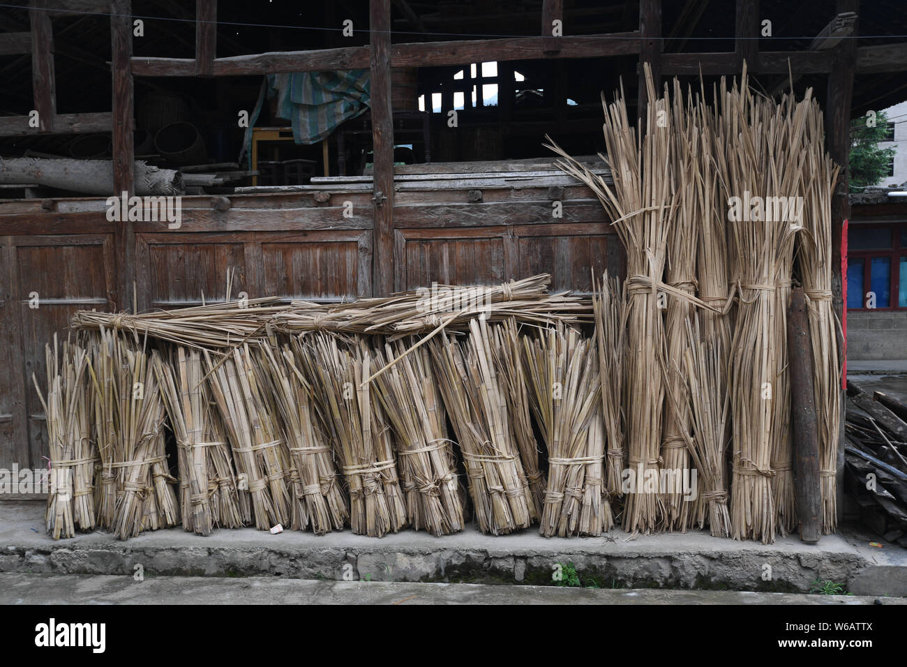 Chinese Paper Making Traditional High Resolution Stock Photography and ...