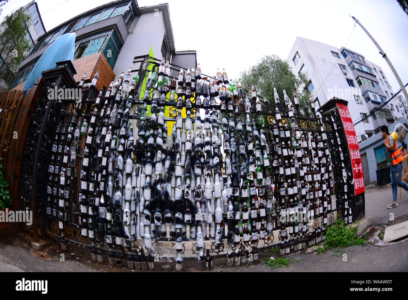 Two meter tall hi-res stock photography and images - Alamy