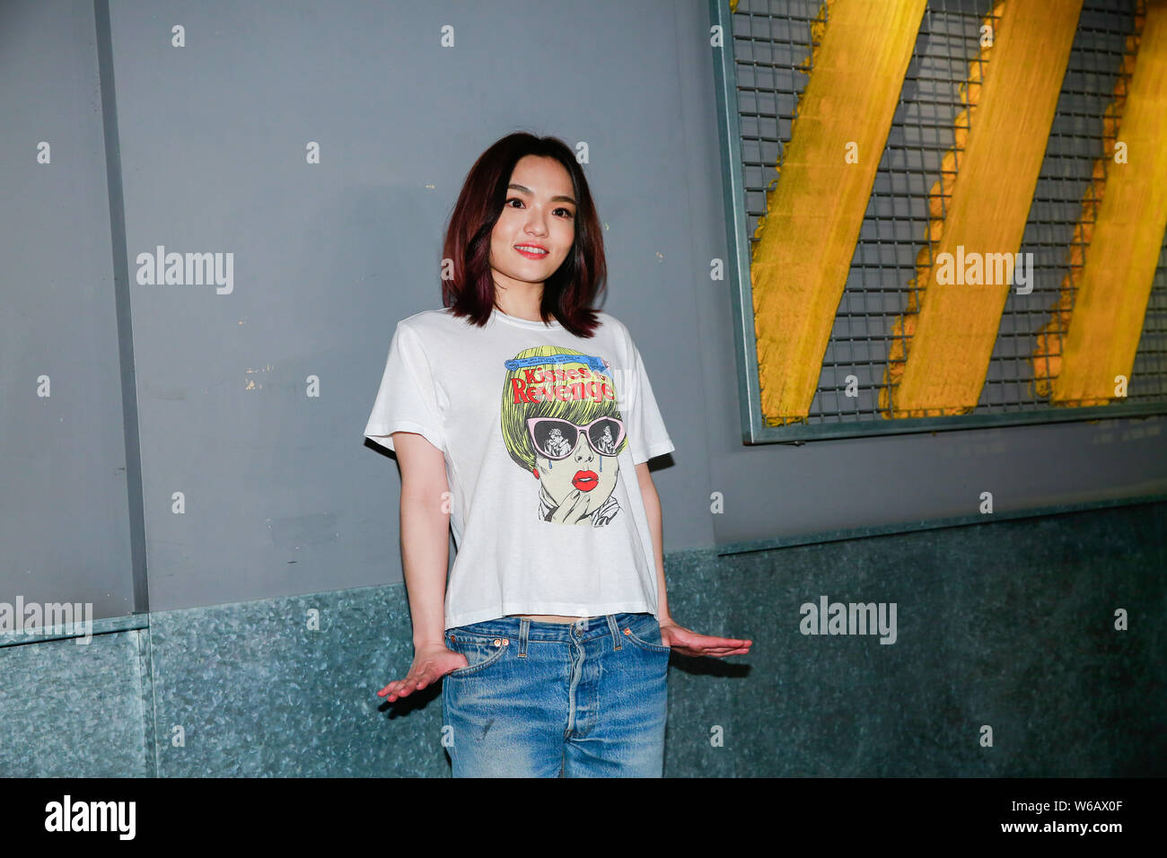 **TAIWAN OUT**Taiwanese singer Lala Hsu Chia ying attends a celebration ...