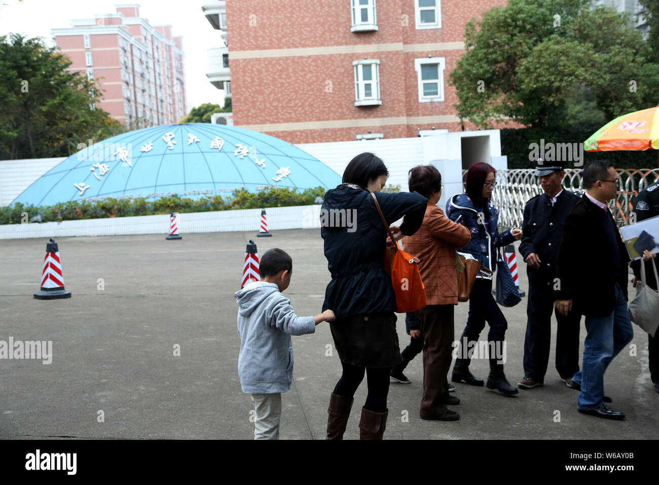 Send children to school hi-res stock photography and images - Alamy