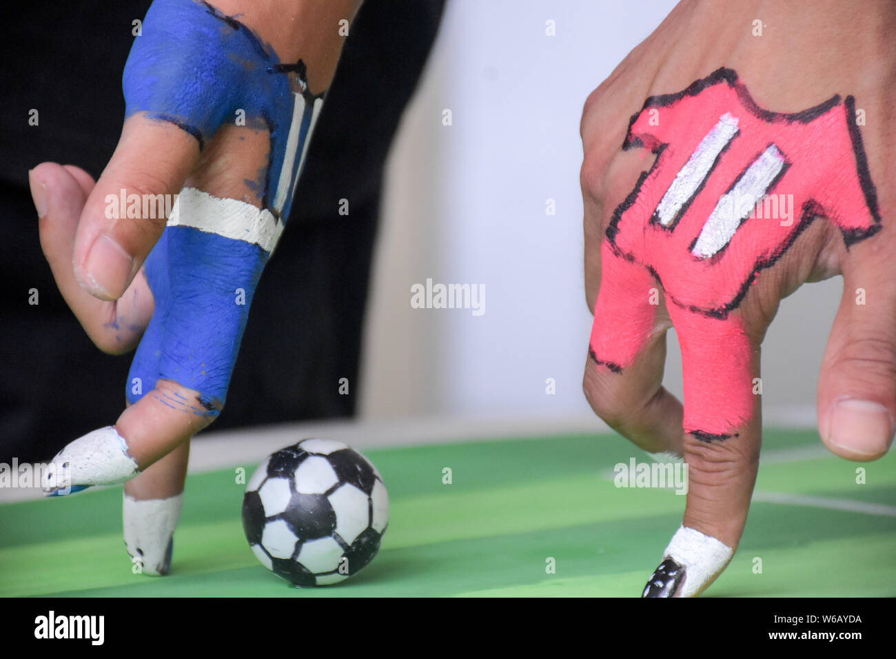 Finger football hi-res stock photography and images - Alamy