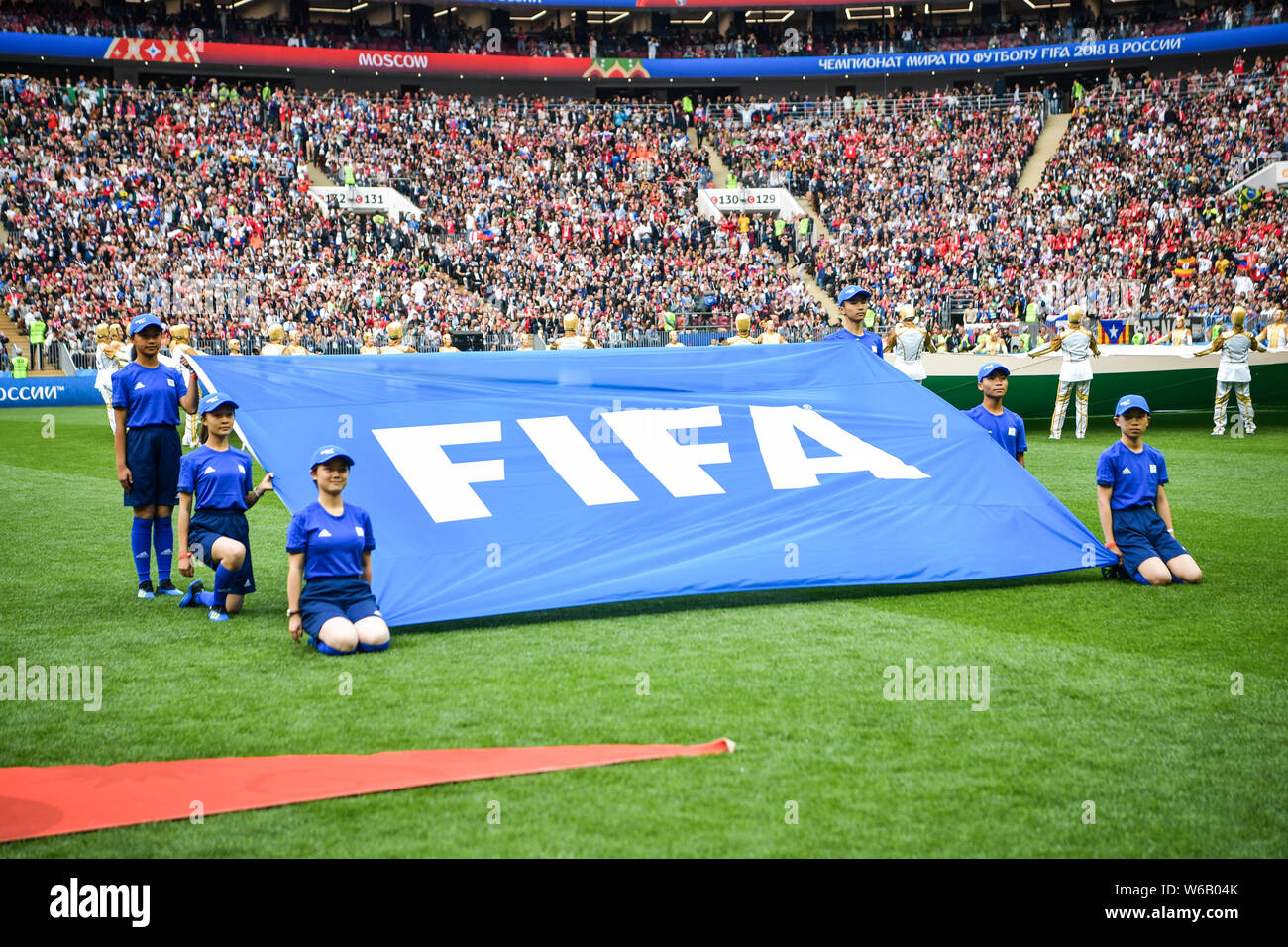 Saudi arabia russia flag hi-res stock photography and images - Alamy