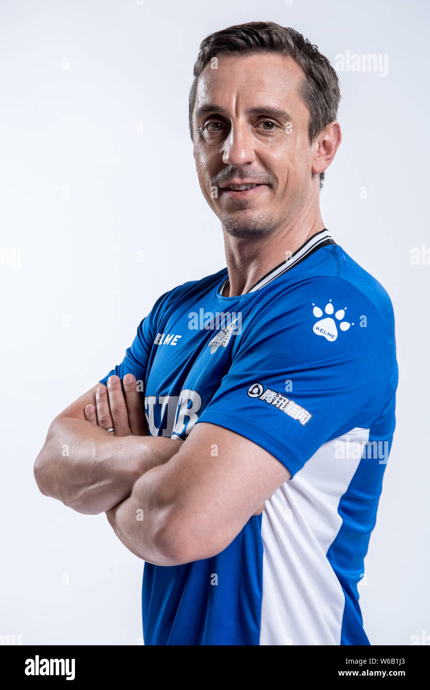 English super star soccer player hi-res stock photography and images ...