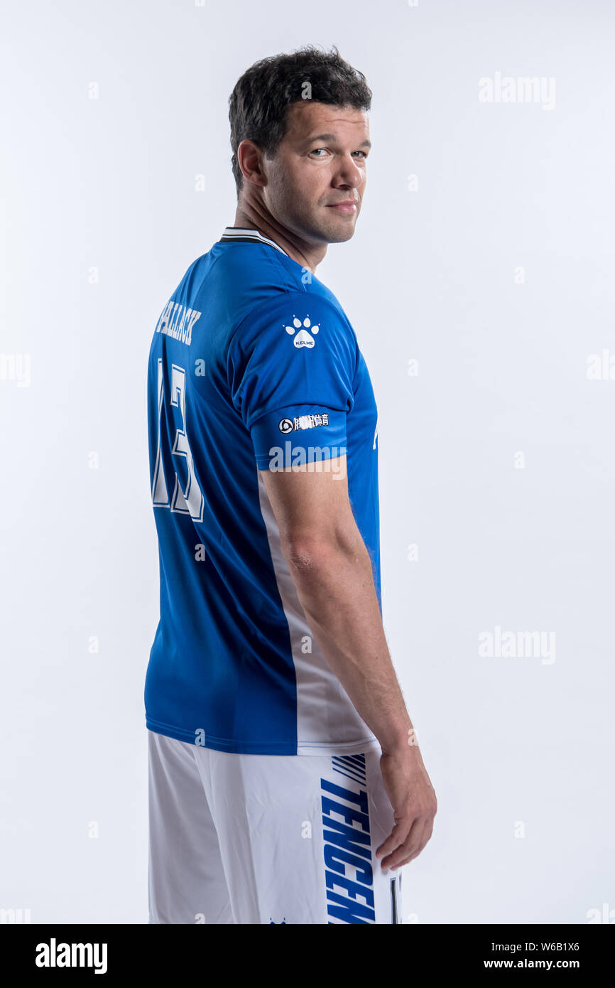 Michael ballack portrait hi-res stock photography and images - Alamy