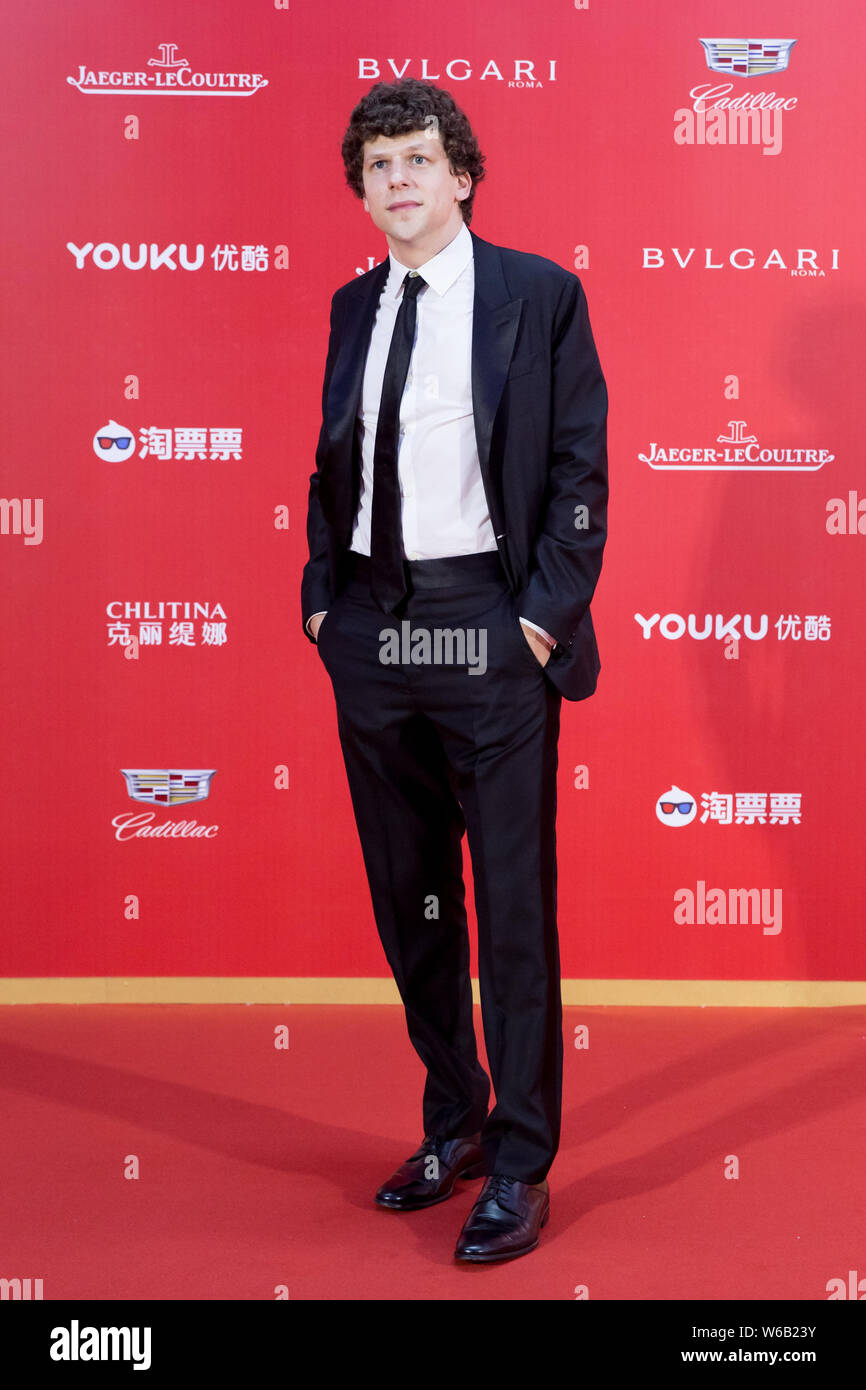 American actor Jesse Eisenberg arrives on the red carpet for the ...