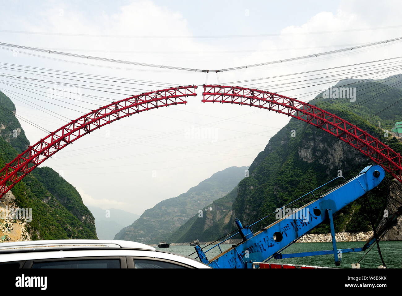 Zigui yangtze river bridge hi-res stock photography and images - Alamy