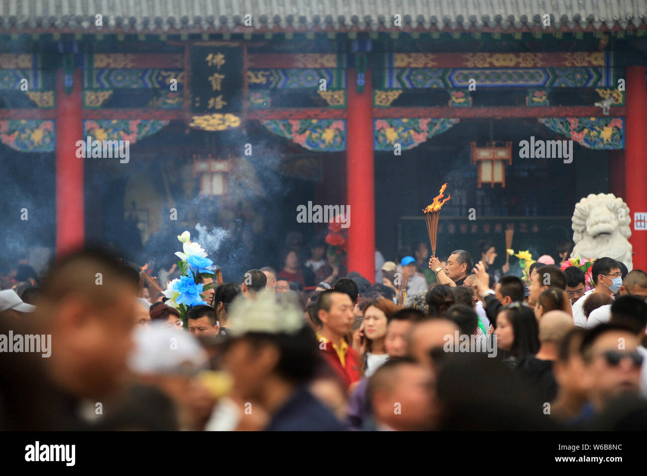 Harbin china buddha hi-res stock photography and images - Alamy