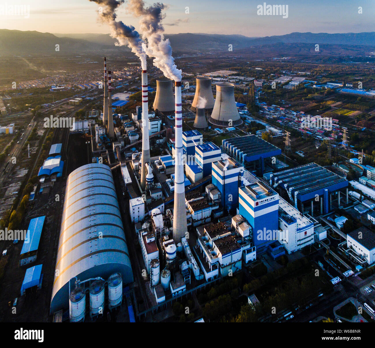 Datang power hi-res stock photography and images - Alamy