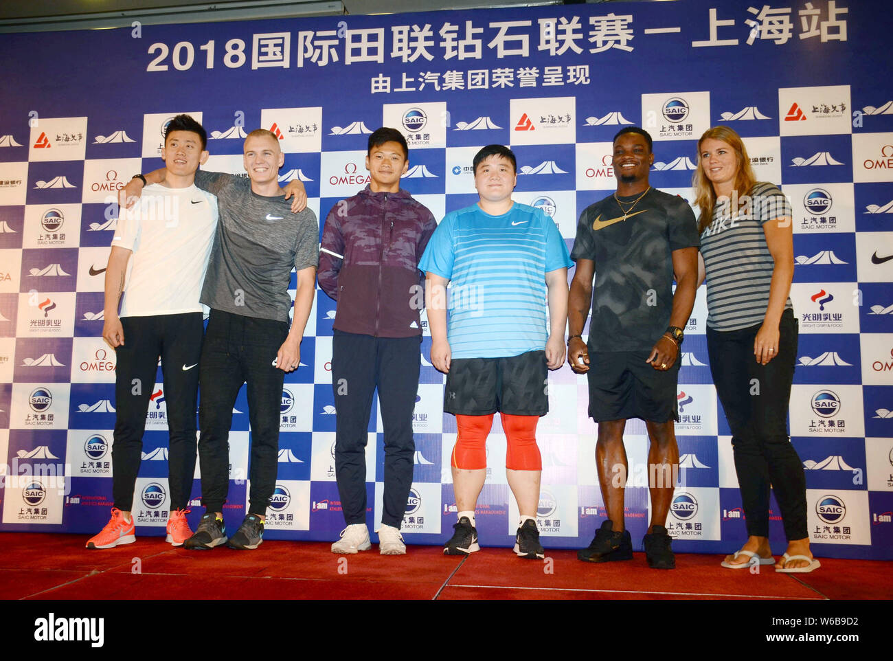 Putter shot hi-res stock photography and images - Alamy