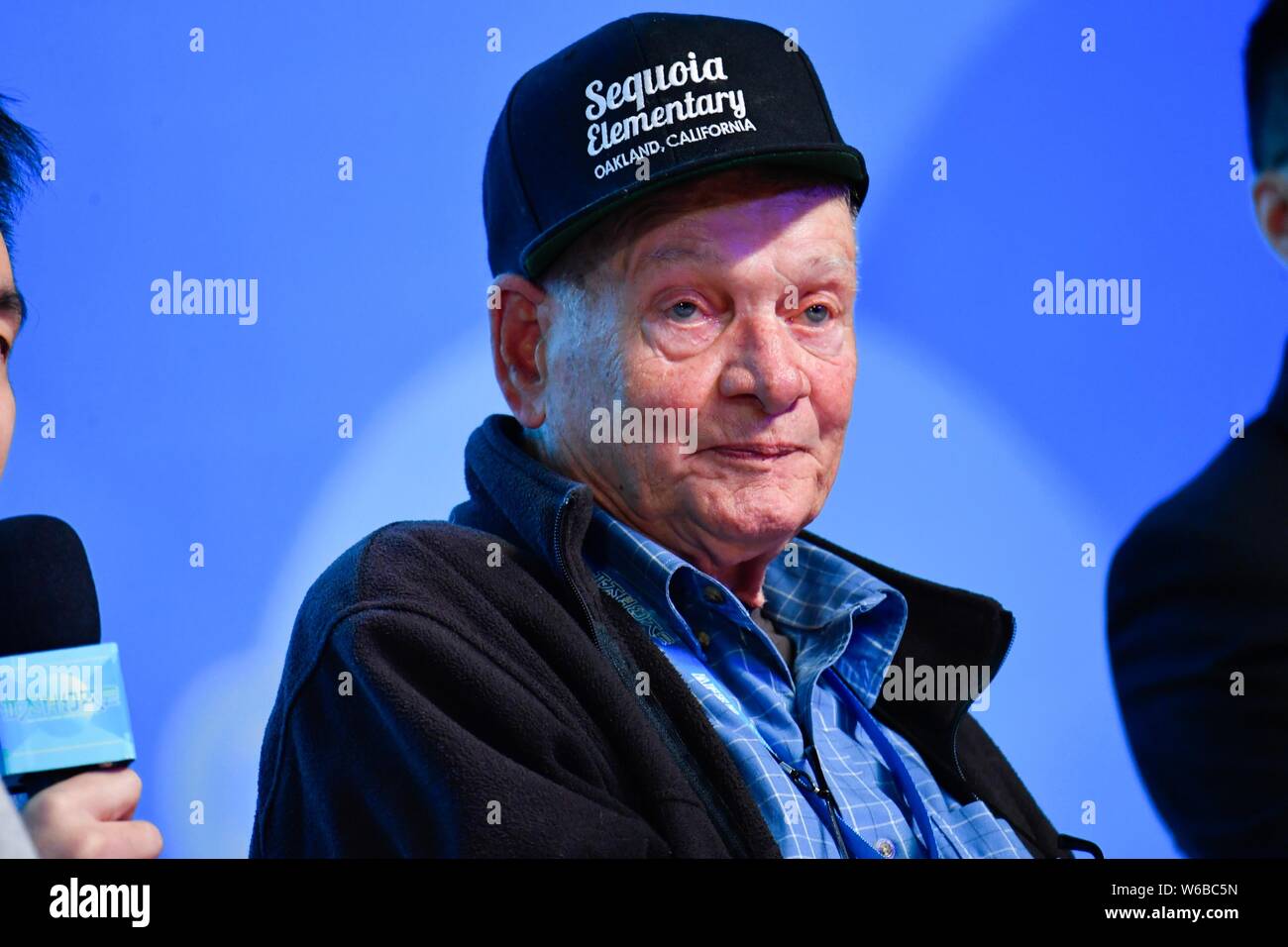 Terry ballantine bisson hi-res stock photography and images - Alamy