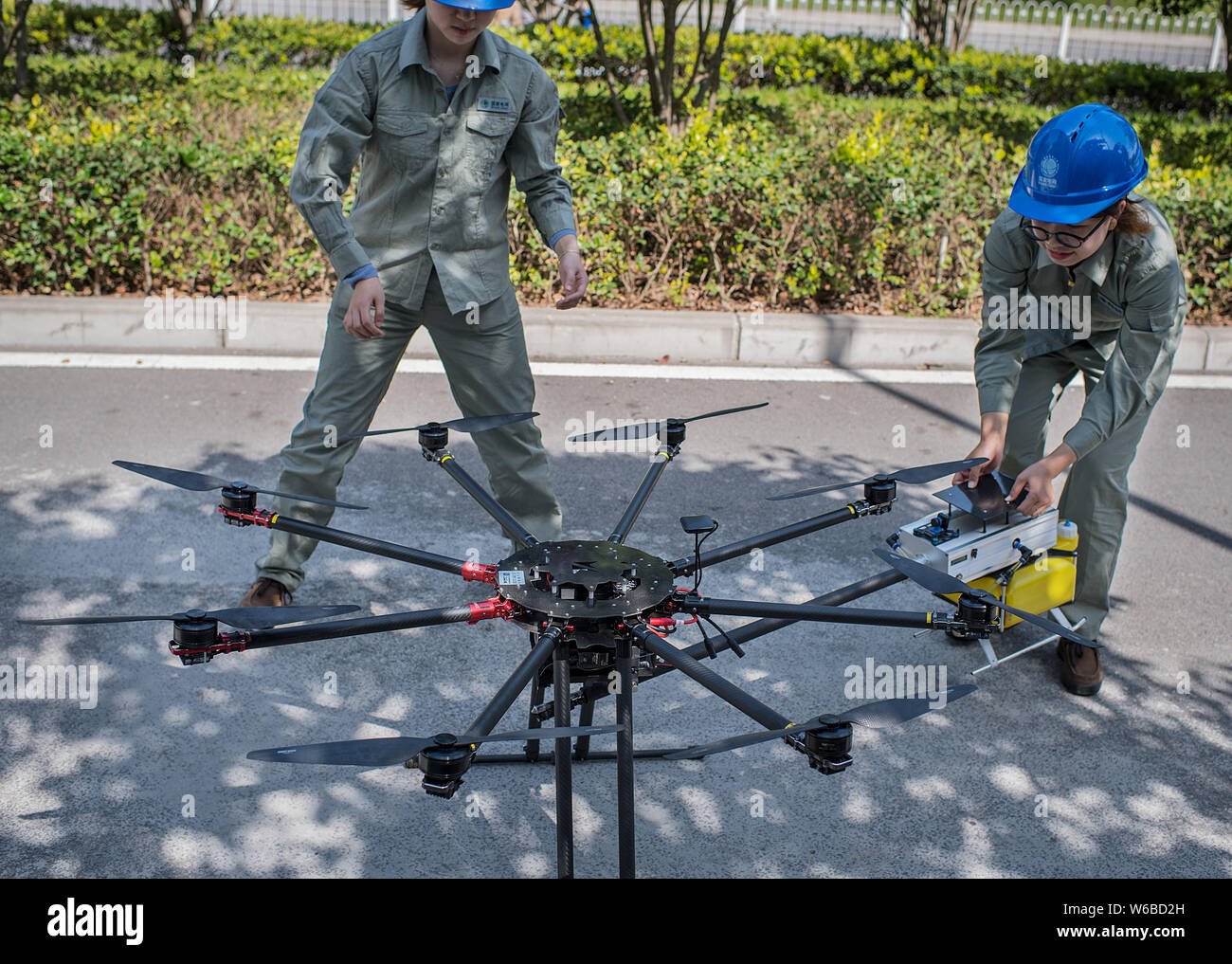 Unmanned flame hi-res stock photography and images - Alamy