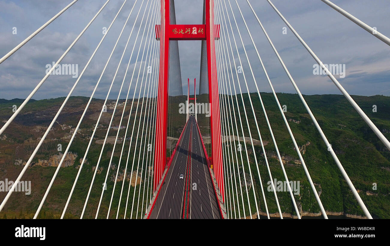 Yachi river bridge hi-res stock photography and images - Alamy