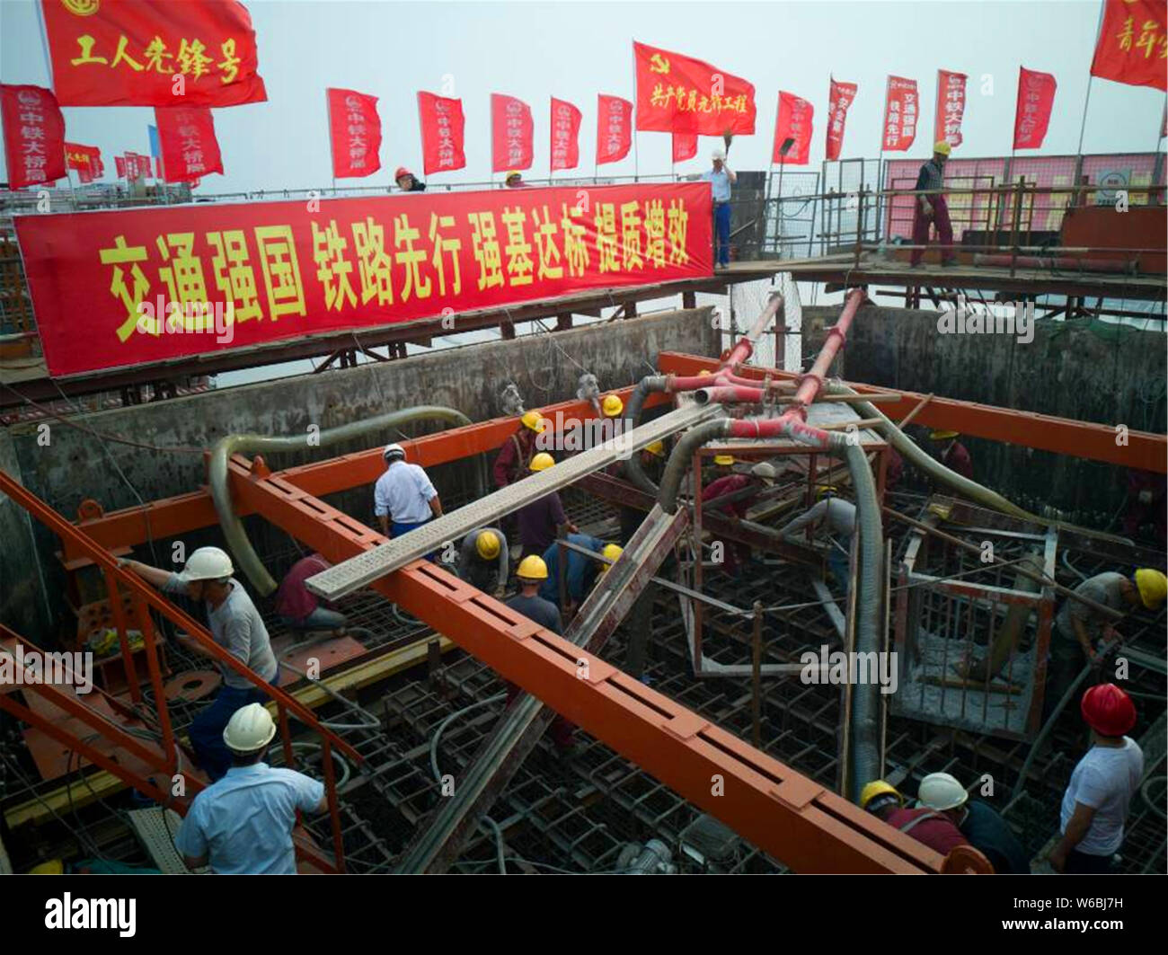 View of the world's heaviest bearing suspension bridge - Wufengshan ...