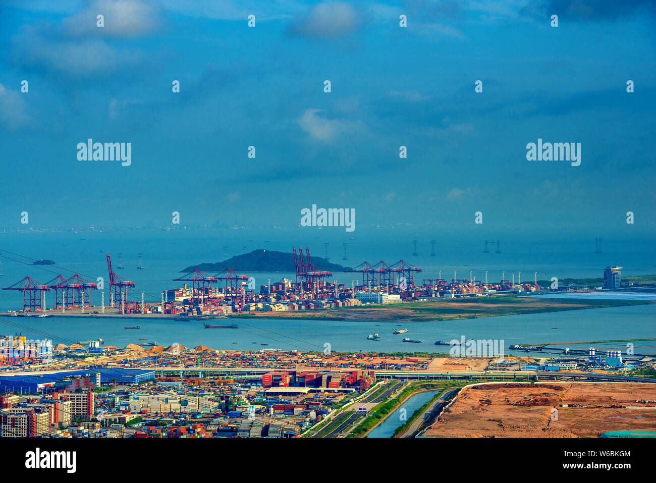 Shenzhen china city aerial view hi-res stock photography and images - Alamy