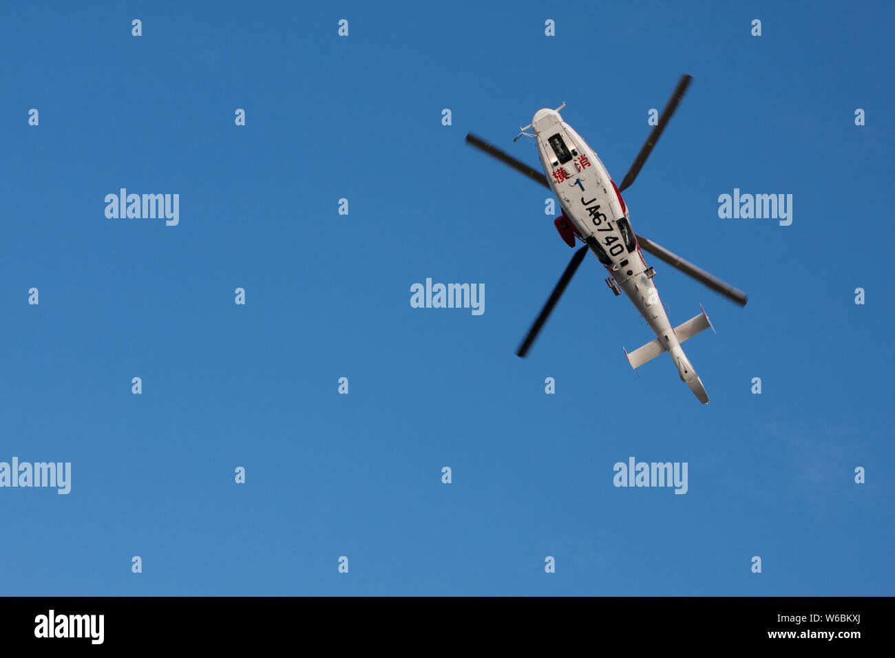 Japanese fireservice helicopters hi-res stock photography and images ...