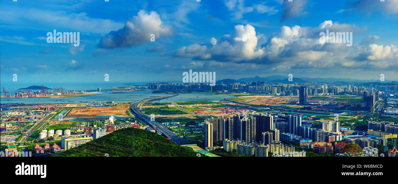 --FILE--An aerial view of the China (Guangdong) Pilot Free Trade Zone ...