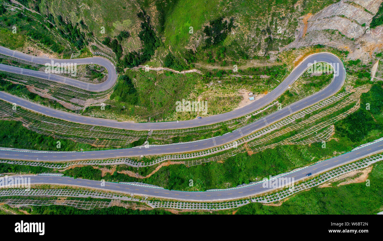 Mount li hi-res stock photography and images - Alamy